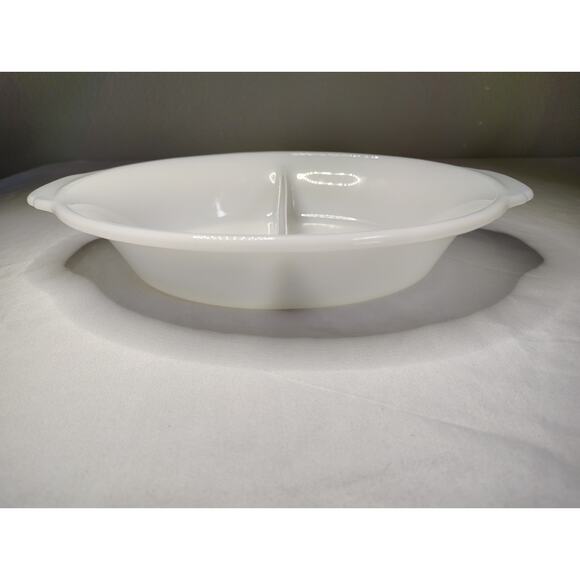 Fire King | Kitchen | Vintage Casserole Retro Kitchen Fire King Divided ...